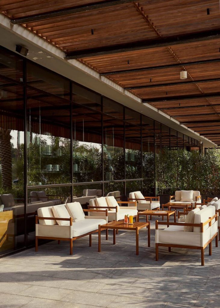 Dubai Office Space: Find the Perfect Environment for Your Business at Nasab